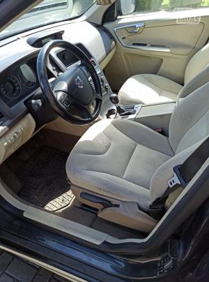 Pelēks Volvo XC60 2009 Viļņa, ar dzinēja tilpumu 2.40 L un nobraukumu 239 tūkst. km par 5800 €, foto 9 vietnē AUTOMOTO.COM.LV