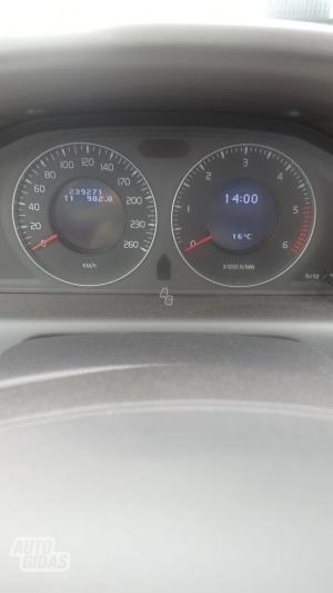 Pelēks Volvo XC60 2009 Viļņa, ar dzinēja tilpumu 2.40 L un nobraukumu 239 tūkst. km par 5800 €, foto 12 vietnē AUTOMOTO.COM.LV