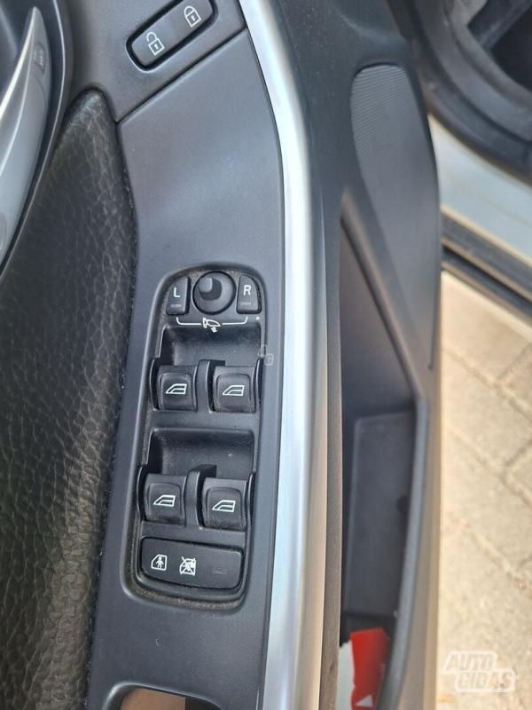 Volvo XC60 2009 Šilalė vietnē Pelēks Volvo XC60 2009 Šilalė, ar dzinēja tilpumu 2.40 L un nobraukumu 370 tūkst. km par 4800 €, foto 7 vietnē AUTOMOTO.COM.LV