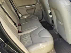 Grey Volvo XC60 2009 in Ariogala, with an engine capacity of 2.40 L and mileage of 396 thousand km for 6300 €, photo 23 on AUTOMOTO.COM.LV