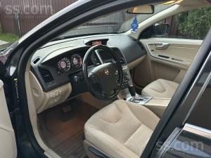 Pelēks Volvo XC60 2009 Daugavpils, ar dzinēja tilpumu 2.40 L un nobraukumu 298 tūkst. km par 5500 €, foto 11 vietnē AUTOMOTO.COM.LV