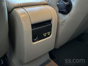 Pelēks Volvo XC60 2009 Daugavpils, ar dzinēja tilpumu 2.40 L un nobraukumu 298 tūkst. km par 5500 €, foto 14 vietnē AUTOMOTO.COM.LV