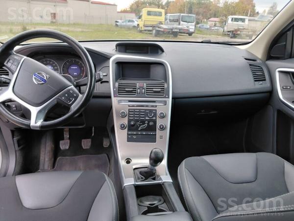 Pelēks Volvo XC60 2009 Rēzekne, ar dzinēja tilpumu 2.40 L un nobraukumu 0 tūkst. km par 6950 €, foto 8 vietnē AUTOMOTO.COM.LV
