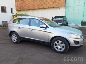 Pelēks Volvo XC60 2010 Daugavpils, ar dzinēja tilpumu 2.40 L un nobraukumu 0 tūkst. km par 7400 €, foto 5 vietnē AUTOMOTO.COM.LV