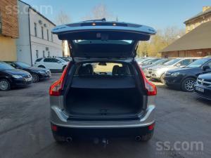 Pelēks Volvo XC60 2010 Daugavpils, ar dzinēja tilpumu 2.40 L un nobraukumu 0 tūkst. km par 7400 €, foto 23 vietnē AUTOMOTO.COM.LV