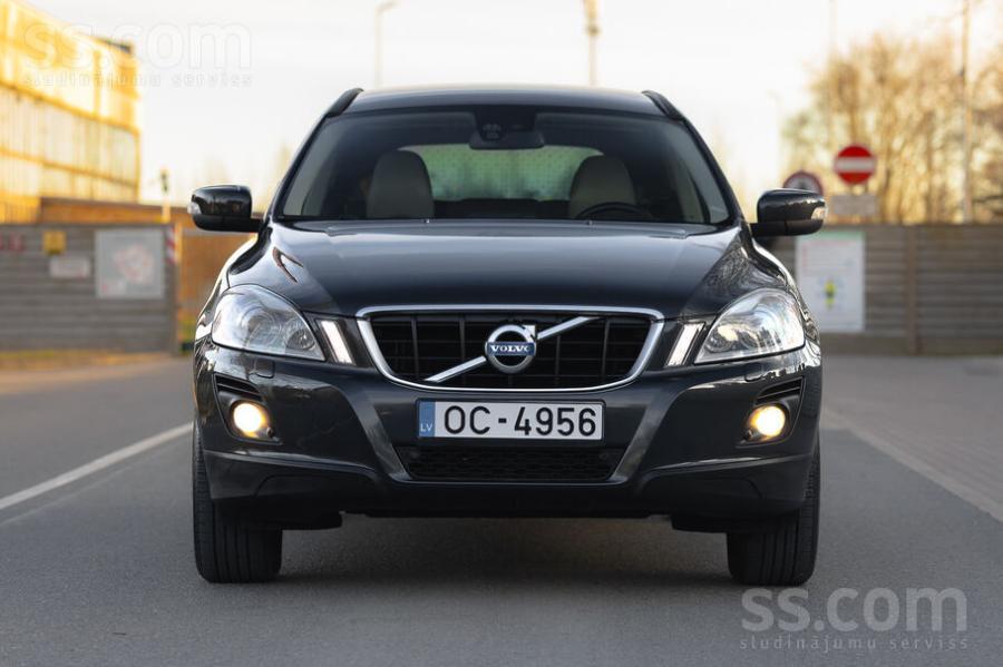 Pelēks Volvo XC60 2010 Jelgava, ar dzinēja tilpumu 2.40 L un nobraukumu 0 tūkst. km par 8750 €, foto 13 vietnē AUTOMOTO.COM.LV