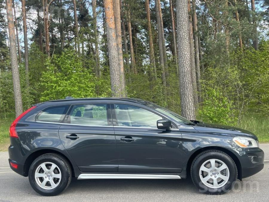 Pelēks Volvo XC60 2010 Valmiera, ar dzinēja tilpumu 2.40 L un nobraukumu 0 tūkst. km par 11900 €, foto 5 vietnē AUTOMOTO.COM.LV
