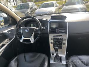 Pelēks Volvo XC60 2010 Valmiera, ar dzinēja tilpumu 2.40 L un nobraukumu 0 tūkst. km par 11900 €, foto 9 vietnē AUTOMOTO.COM.LV