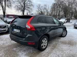 Grey Volvo XC60 2010 in Riga, with an engine capacity of 2.40 L and mileage of 0 thousand km for 5990 €, photo 4 on AUTOMOTO.COM.LV