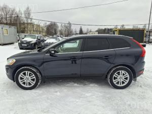 Grey Volvo XC60 2010 in Riga, with an engine capacity of 2.40 L and mileage of 260 thousand km for 9650 €, photo 2 on AUTOMOTO.COM.LV
