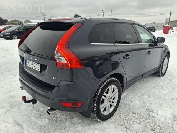 Pelēks Volvo XC60 2010 Rīga, ar dzinēja tilpumu 2.40 L un nobraukumu 260 tūkst. km par 9650 €, foto 6 vietnē AUTOMOTO.COM.LV