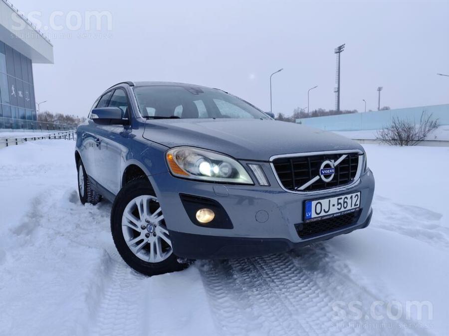 Pelēks Volvo XC60 2010 Rēzekne, ar dzinēja tilpumu 2.40 L un nobraukumu 317 tūkst. km par 7900 €, foto 2 vietnē AUTOMOTO.COM.LV