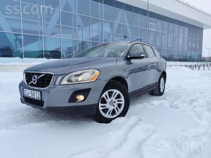 Pelēks Volvo XC60 2010 Rēzekne, ar dzinēja tilpumu 2.40 L un nobraukumu 317 tūkst. km par 7900 €, foto 3 vietnē AUTOMOTO.COM.LV