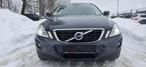 Grey Volvo XC60 2010 in Siauliai, with an engine capacity of 2.40 L and mileage of 283 thousand km for 8350 €, photo 8 on AUTOMOTO.COM.LV