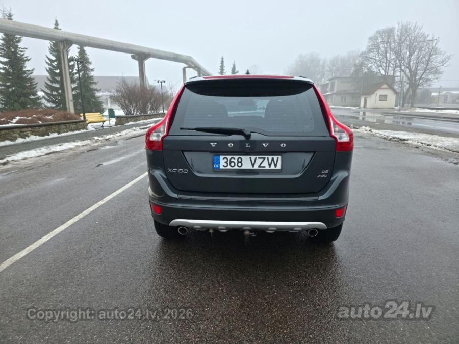 Grey Volvo XC60 2010 in Paide, with an engine capacity of 2.40 L and mileage of 257 thousand km for 8990 €, photo 6 on AUTOMOTO.COM.LV