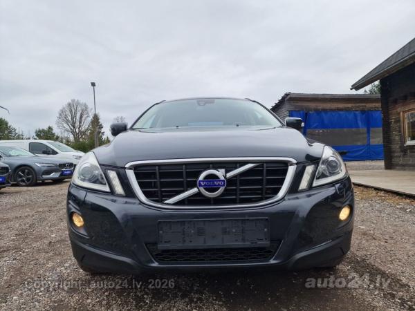 Grey Volvo XC60 2010 in Tartu, with an engine capacity of 2.40 L and mileage of 246 thousand km for 9890 €, photo 5 on AUTOMOTO.COM.LV