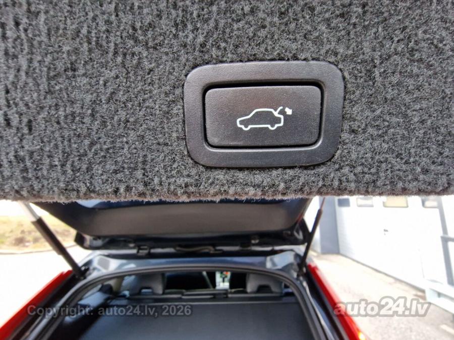 Pelēks Volvo XC60 2010 Tartu, ar dzinēja tilpumu 2.40 L un nobraukumu 246 tūkst. km par 9890 €, foto 29 vietnē AUTOMOTO.COM.LV