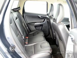 Pelēks Volvo XC60 2010 Tallina, ar dzinēja tilpumu 2.40 L un nobraukumu 255 tūkst. km par 5999 €, foto 7 vietnē AUTOMOTO.COM.LV