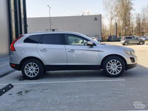 Pelēks Volvo XC60 2010 Viļņa, ar dzinēja tilpumu 2.40 L un nobraukumu 313 tūkst. km par 6500 €, foto 8 vietnē AUTOMOTO.COM.LV