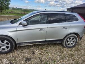 Pelēks Volvo XC60 2010 Panevēža, ar dzinēja tilpumu 2.40 L un nobraukumu 347 tūkst. km par 6500 €, foto 7 vietnē AUTOMOTO.COM.LV