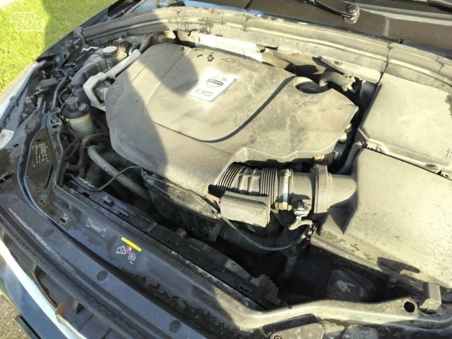 Pelēks Volvo XC60 2010 Kauņa, ar dzinēja tilpumu 2.40 L un nobraukumu 297 tūkst. km par 6500 €, foto 14 vietnē AUTOMOTO.COM.LV