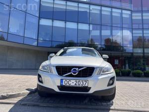 Pelēks Volvo XC60 2010 Rīga, ar dzinēja tilpumu 2.40 L un nobraukumu 296 tūkst. km par 7990 €, foto 4 vietnē AUTOMOTO.COM.LV