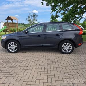 Pelēks Volvo XC60 2010 Rēzekne, ar dzinēja tilpumu 2.40 L un nobraukumu 0 tūkst. km par 6850 €, foto 5 vietnē AUTOMOTO.COM.LV