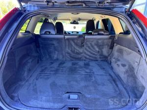 Grey Volvo XC60 2010 in Riga, with an engine capacity of 2.40 L and mileage of 346 thousand km for 7800 €, photo 11 on AUTOMOTO.COM.LV