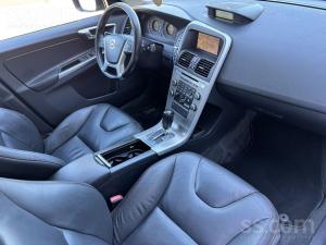 Grey Volvo XC60 2010 in Riga, with an engine capacity of 2.40 L and mileage of 346 thousand km for 7800 €, photo 28 on AUTOMOTO.COM.LV
