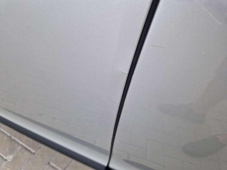 Grey Volvo XC60 2010 in Taurage, with an engine capacity of 2.40 L and mileage of 230 thousand km for 7700 €, photo 22 on AUTOMOTO.COM.LV
