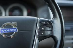 Серый Вольво ХС60 2010 в Лиепая, объемом двигателя 2.00 л и пробегом 356 тыс. км за 7700 €, фото 20 на AUTOMOTO.COM.LV