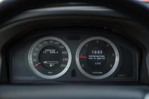 Серый Вольво ХС60 2010 в Лиепая, объемом двигателя 2.00 л и пробегом 356 тыс. км за 7700 €, фото 21 на AUTOMOTO.COM.LV