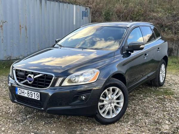 Pelēks Volvo XC60 2010 Rīga, ar dzinēja tilpumu 2.40 L un nobraukumu 354 tūkst. km par 8495 €, foto 3 vietnē AUTOMOTO.COM.LV