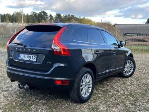 Grey Volvo XC60 2010 in Riga, with an engine capacity of 2.40 L and mileage of 354 thousand km for 8495 €, photo 5 on AUTOMOTO.COM.LV