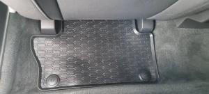Pelēks Volvo XC60 2010 Rīga, ar dzinēja tilpumu 2.40 L un nobraukumu 278 tūkst. km par 7500 €, foto 13 vietnē AUTOMOTO.COM.LV