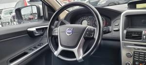 Pelēks Volvo XC60 2010 Rīga, ar dzinēja tilpumu 2.40 L un nobraukumu 278 tūkst. km par 7500 €, foto 18 vietnē AUTOMOTO.COM.LV