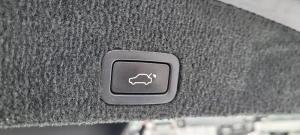 Pelēks Volvo XC60 2010 Rīga, ar dzinēja tilpumu 2.40 L un nobraukumu 278 tūkst. km par 7500 €, foto 20 vietnē AUTOMOTO.COM.LV