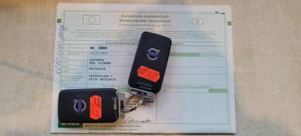 Pelēks Volvo XC60 2010 Rīga, ar dzinēja tilpumu 2.40 L un nobraukumu 205 tūkst. km par 9700 €, foto 7 vietnē AUTOMOTO.COM.LV