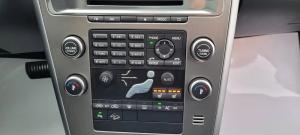 Pelēks Volvo XC60 2010 Rīga, ar dzinēja tilpumu 2.40 L un nobraukumu 205 tūkst. km par 9700 €, foto 27 vietnē AUTOMOTO.COM.LV