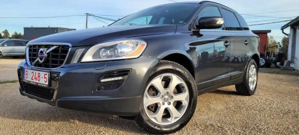 Pelēks Volvo XC60 2010 Rīga, ar dzinēja tilpumu 2.40 L un nobraukumu 225 tūkst. km par 10500 €, foto 6 vietnē AUTOMOTO.COM.LV
