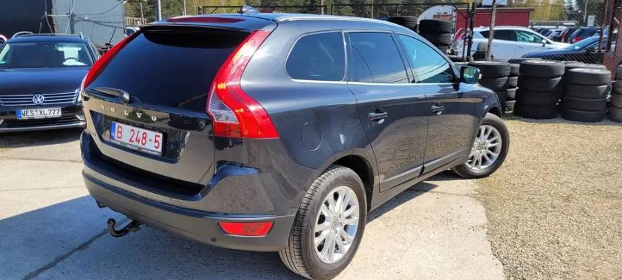 Pelēks Volvo XC60 2010 Rīga, ar dzinēja tilpumu 2.40 L un nobraukumu 226 tūkst. km par 10500 €, foto 8 vietnē AUTOMOTO.COM.LV