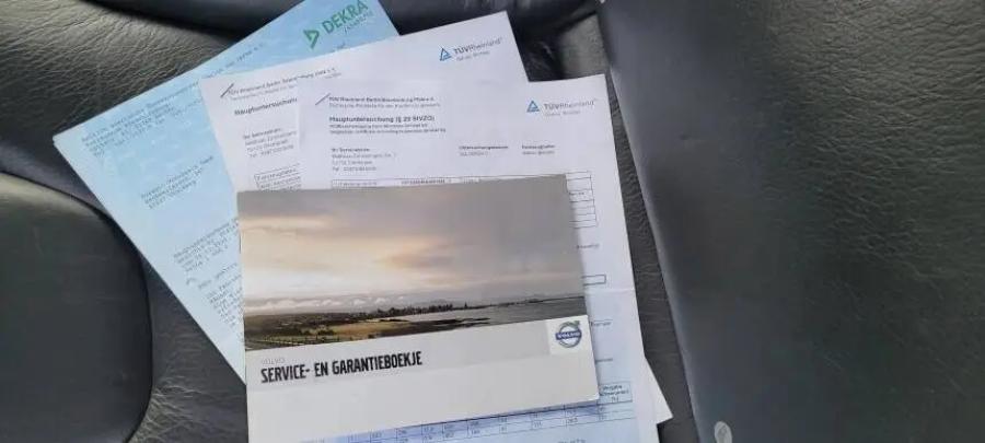Pelēks Volvo XC60 2010 Rīga, ar dzinēja tilpumu 2.40 L un nobraukumu 214 tūkst. km par 10200 €, foto 12 vietnē AUTOMOTO.COM.LV