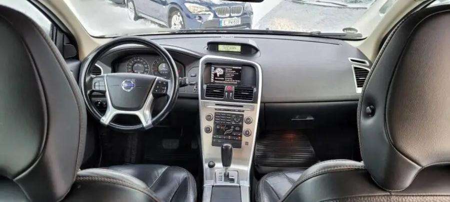 Pelēks Volvo XC60 2010 Rīga, ar dzinēja tilpumu 2.40 L un nobraukumu 214 tūkst. km par 10200 €, foto 14 vietnē AUTOMOTO.COM.LV