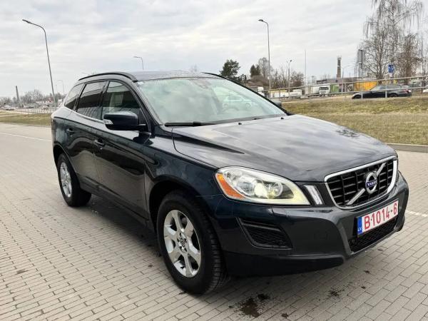 Pelēks Volvo XC60 2010 Rēzekne, ar dzinēja tilpumu 2.00 L un nobraukumu 280 tūkst. km par 7900 €, foto 2 vietnē AUTOMOTO.COM.LV