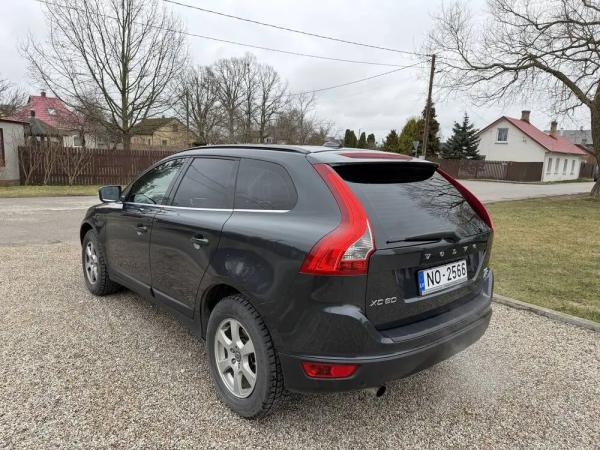 Pelēks Volvo XC60 2010 Ventspils, ar dzinēja tilpumu 2.40 L un nobraukumu 318 tūkst. km par 6900 €, foto 6 vietnē AUTOMOTO.COM.LV