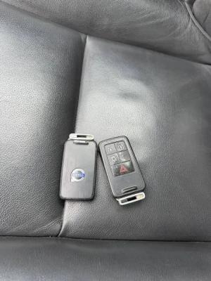 Pelēks Volvo XC60 2010 Ventspils, ar dzinēja tilpumu 2.40 L un nobraukumu 318 tūkst. km par 6900 €, foto 29 vietnē AUTOMOTO.COM.LV