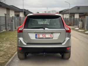 Grey Volvo XC60 2010 in Jelgava, with an engine capacity of 2.40 L and mileage of 255 thousand km for 9250 €, photo 10 on AUTOMOTO.COM.LV