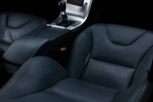 Pelēks Volvo XC60 2010 Rīga, ar dzinēja tilpumu 2.00 L un nobraukumu 203 tūkst. km par 9495 €, foto 23 vietnē AUTOMOTO.COM.LV