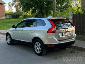 Серый Вольво ХС60 2010 в Рига, объемом двигателя 2.40 л и пробегом 0 тыс. км за 7599 €, фото 4 на AUTOMOTO.COM.LV
