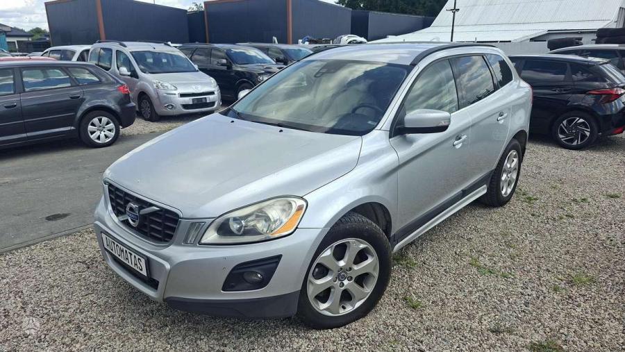 Pelēks Volvo XC60 2010 Kauņa, ar dzinēja tilpumu 2.40 L un nobraukumu 240 tūkst. km par 7600 €, foto 3 vietnē AUTOMOTO.COM.LV